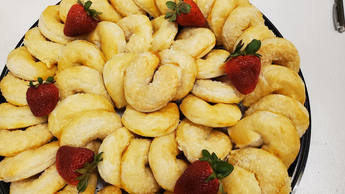 Order Mini Cheese Bagel Platter I Mini plateau de bagels au fromage ...