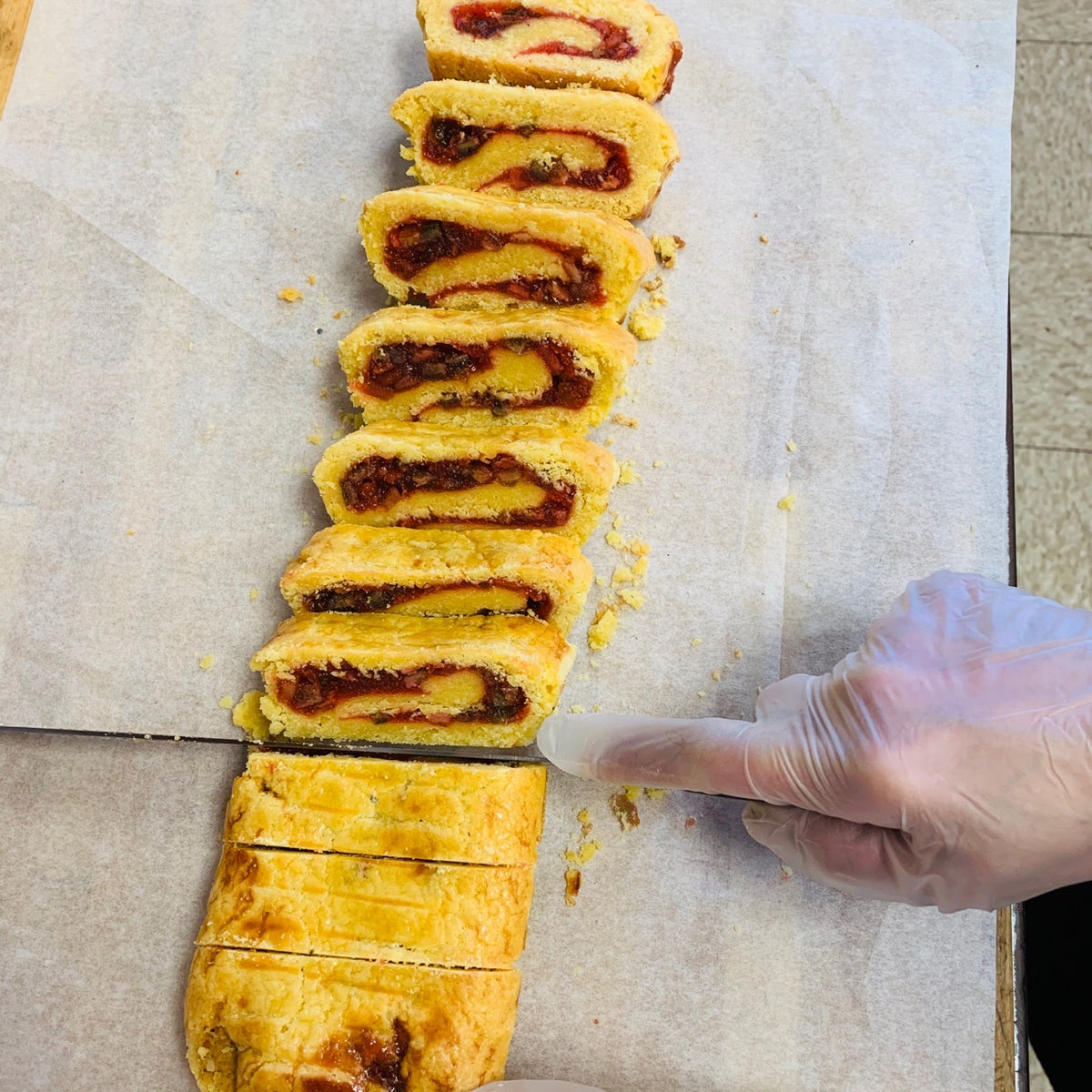 Order Roly Poly Online - Nosherz Bakery