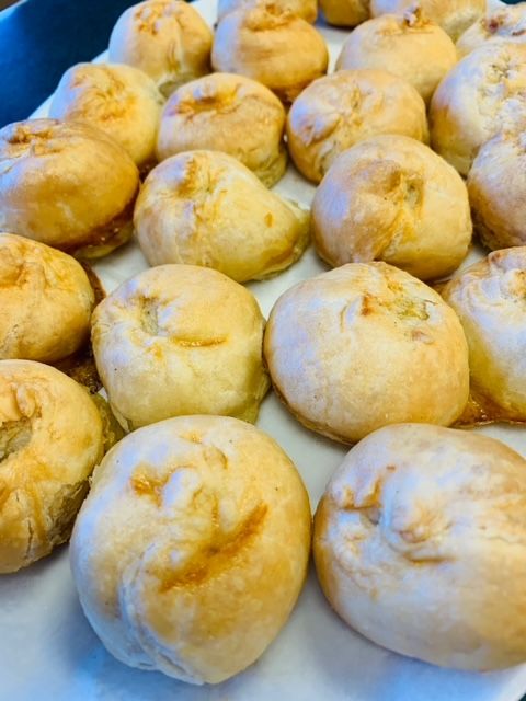 Order Nosherz Mini Potato Knishes (12) I Mini Knishes aux pommes de ...